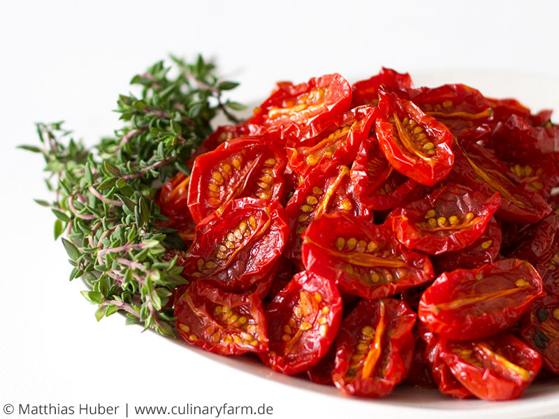 Halbgetrocknete Kirschtomaten